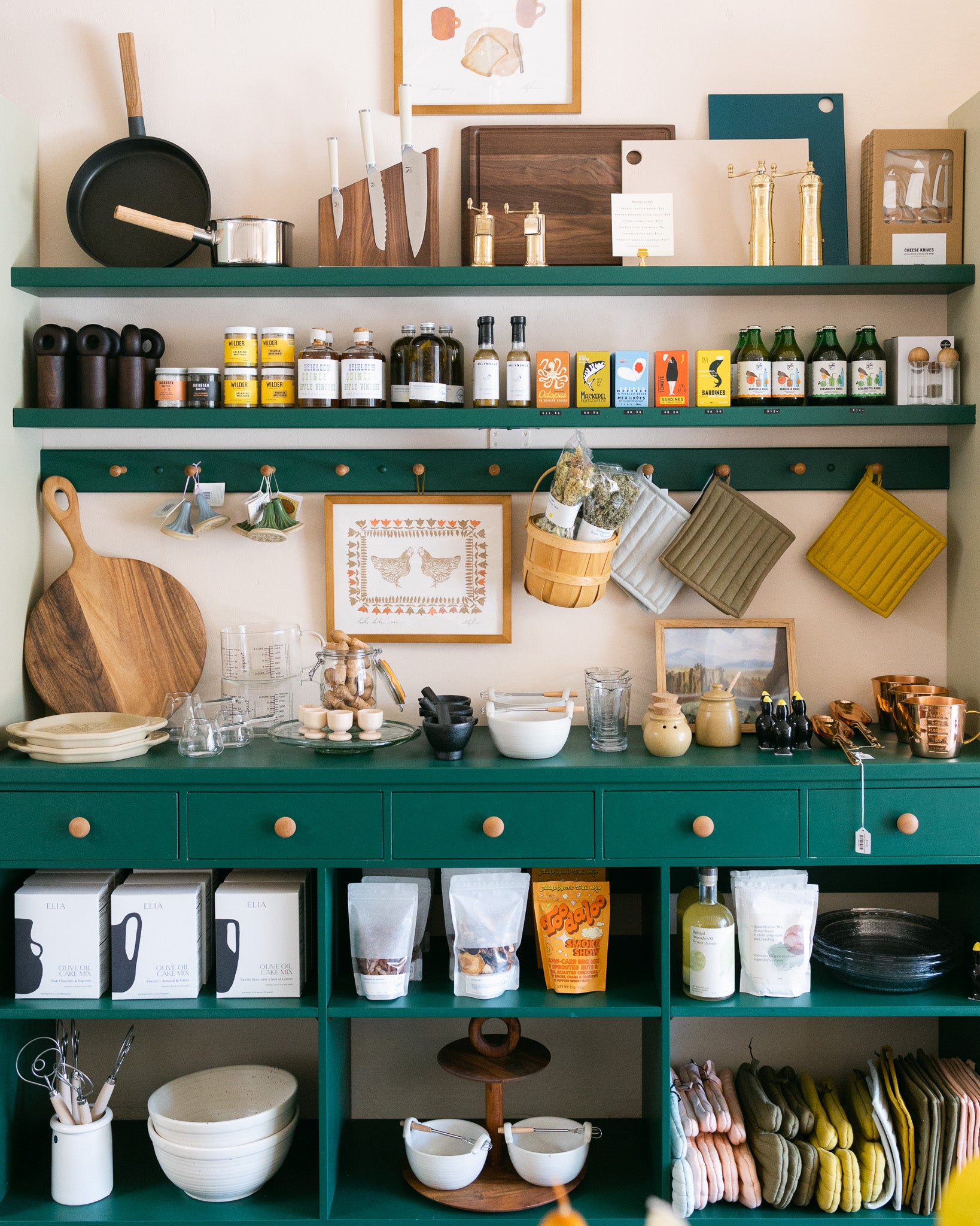 Visit – Neighbors General Store